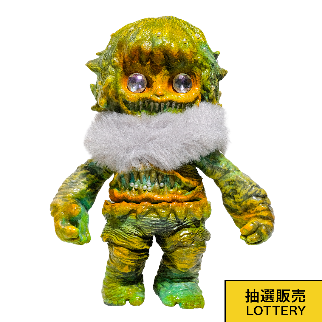 やむむ ソフビ Monster Gal by 静電場朔 One-off Edition – SOMSOC